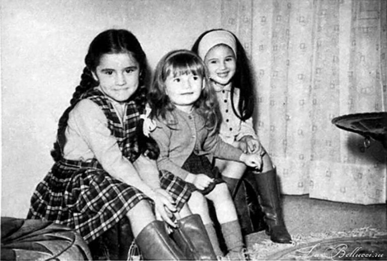 Monica Bellucci's biography and her childhood photos - Beaware