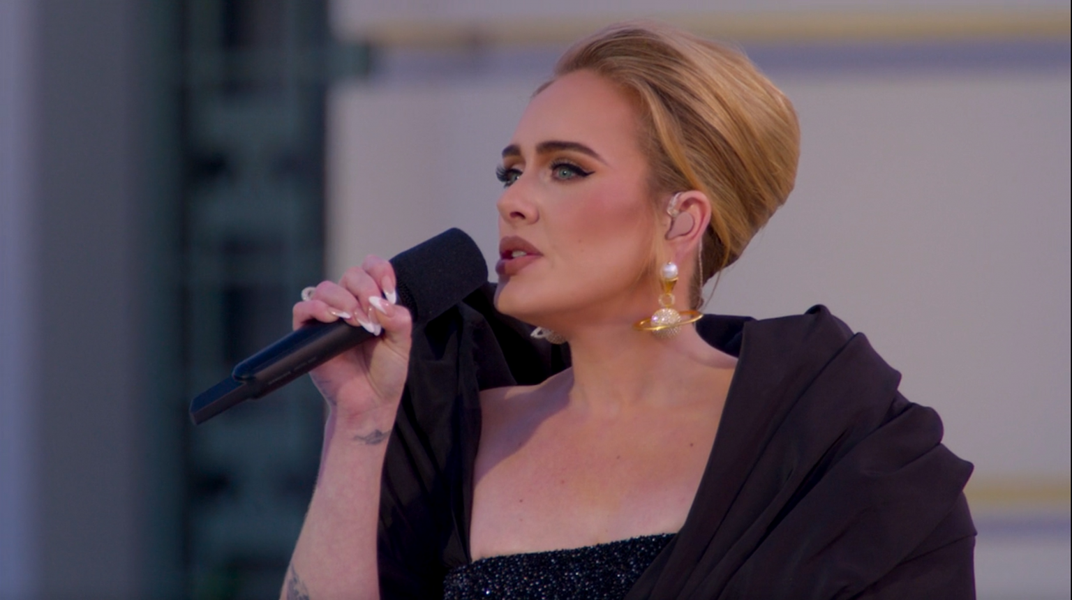 "Got fat again? ”: Adele’s new appearance in public confused the ...