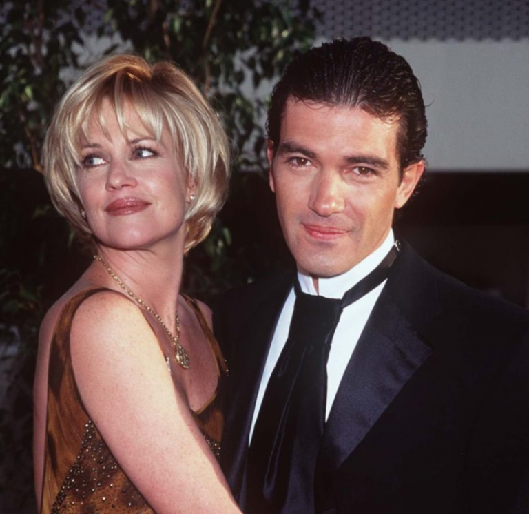 Fresh scars and ulcers on the face: how 65-year-old adorable actress ...