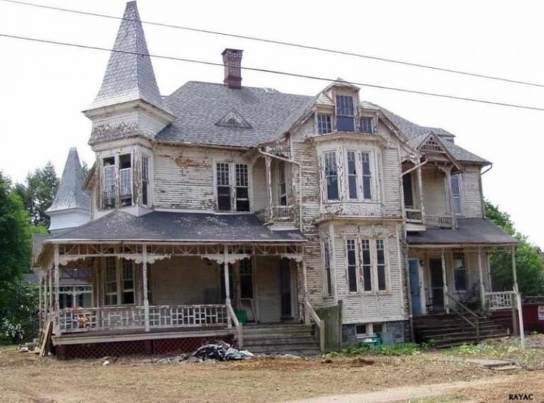 "Incredible Transformation": A Decrepit House Was Turned Into a Real ...