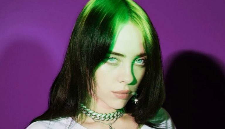 "Unrecognizable!" Pop Star Stuns Fans in Rare Paparazzi Photo!: Can You ...